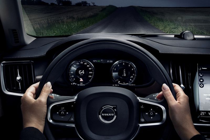 Volvo V90 Cross Country 2.0 T5 (254 Hp) AWD Automatic